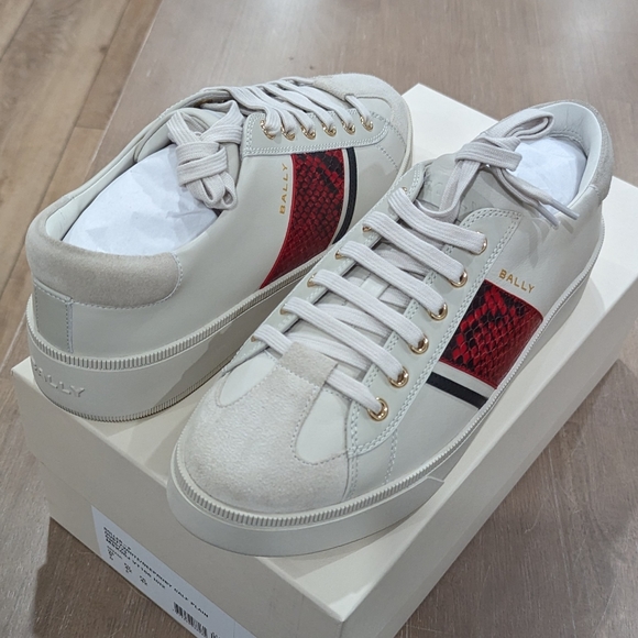 Bally | Shoes | Mens Bally Roller Embossed Leather Sneakers Dusty White ...